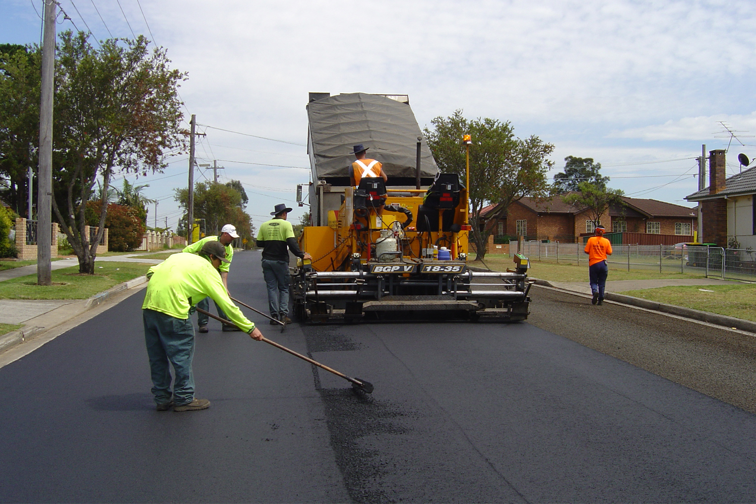about-us-now - J & E Asphalt & Civil